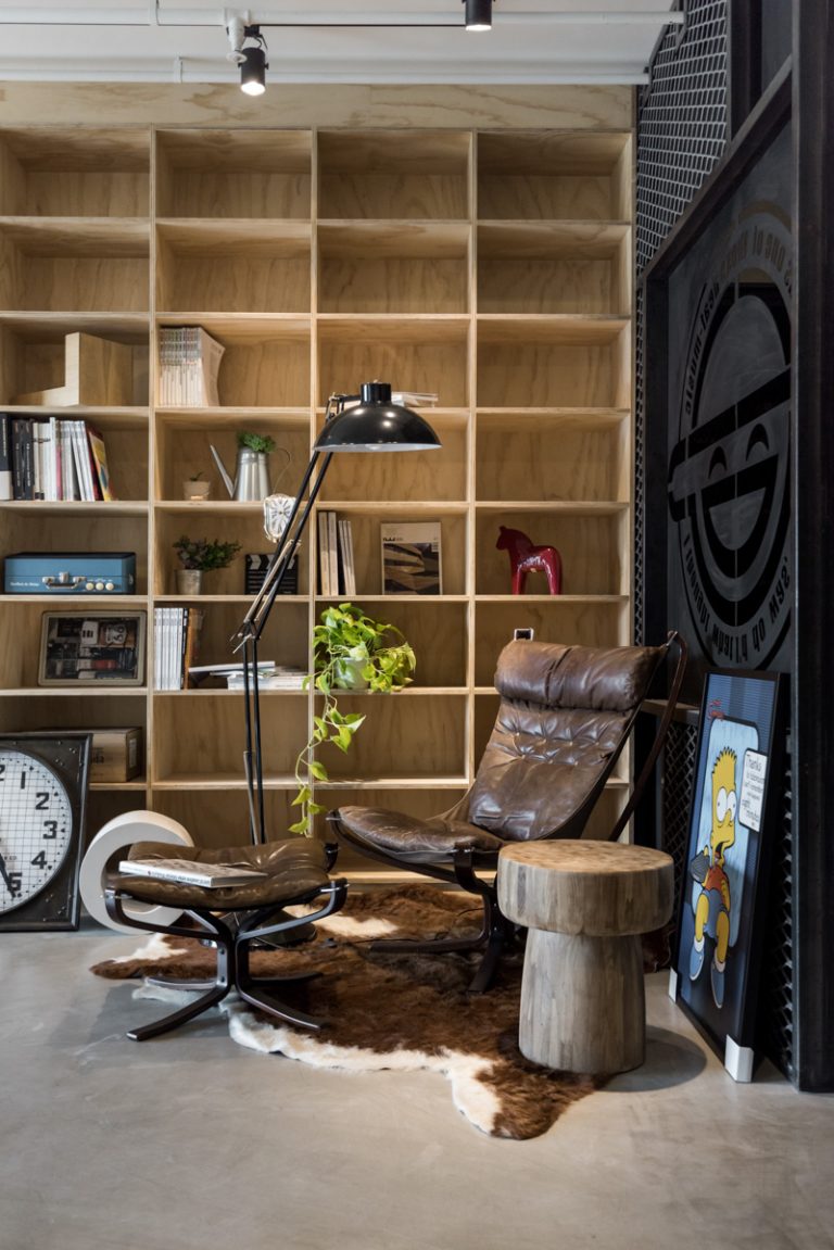 A Stylish Urban Apartment Interior Design Styles - RooHome