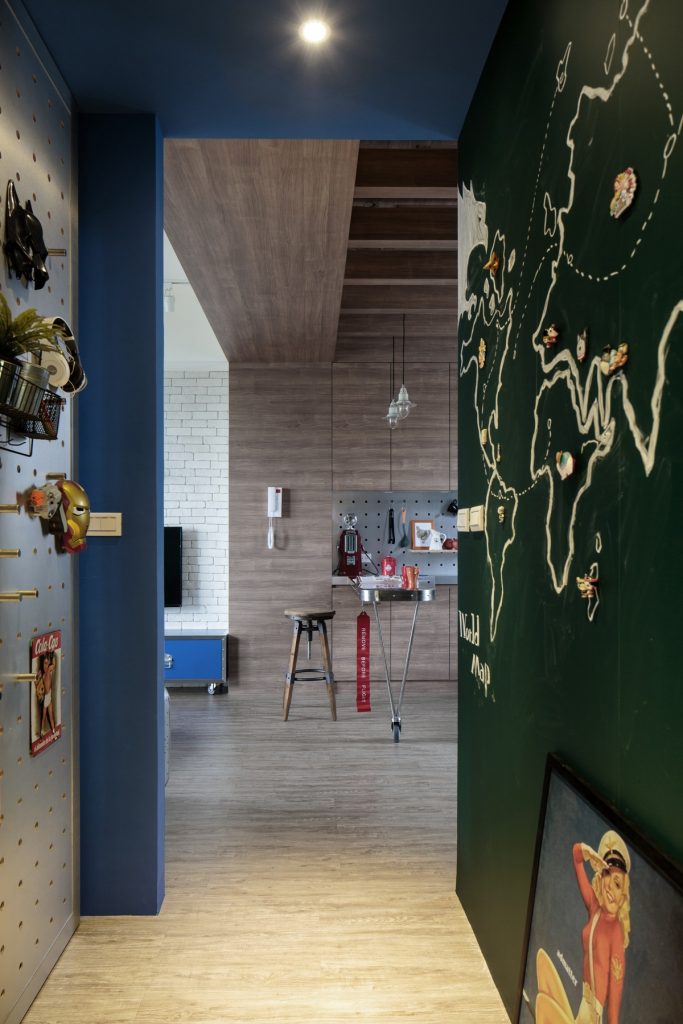 Unique Apartment Designs Ideas With Superhero Decor - RooHome