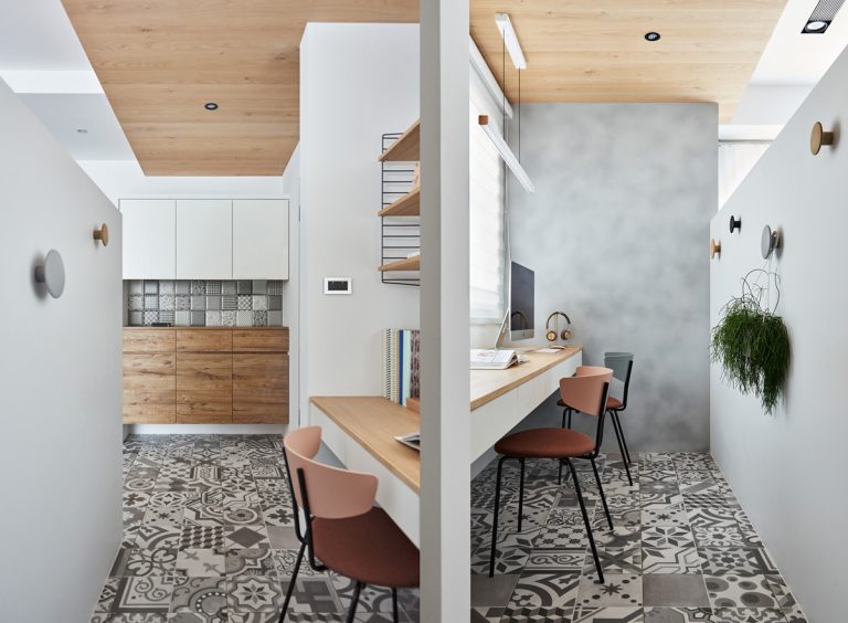 Lovely White Home Design Ideas with Minimalist Feature - RooHome