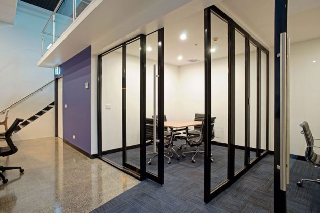 Different Kinds of Office Partitions - RooHome