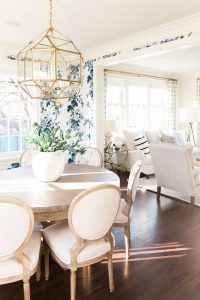 Effective Decorations in Presenting Fresh Look to The Dining Room - RooHome