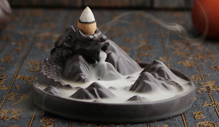 How Do Backflow Incense Burners Work? - RooHome