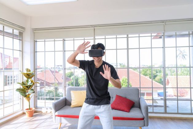 Tips For Making The Most of Your VR Room's Space - RooHome