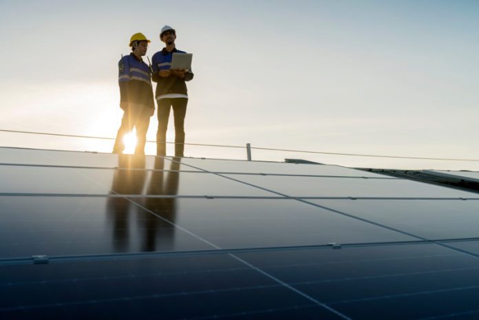 When And How To Perform A Solar Panel Inspection - RooHome
